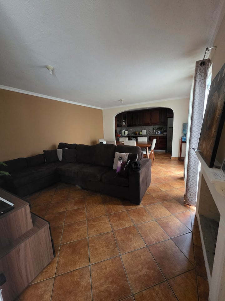 Habitacion Con Baño Privado - San José Pinula