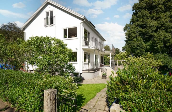 Stor Fin Villa Nära Göteborg Med Plats För Många - Göteborg