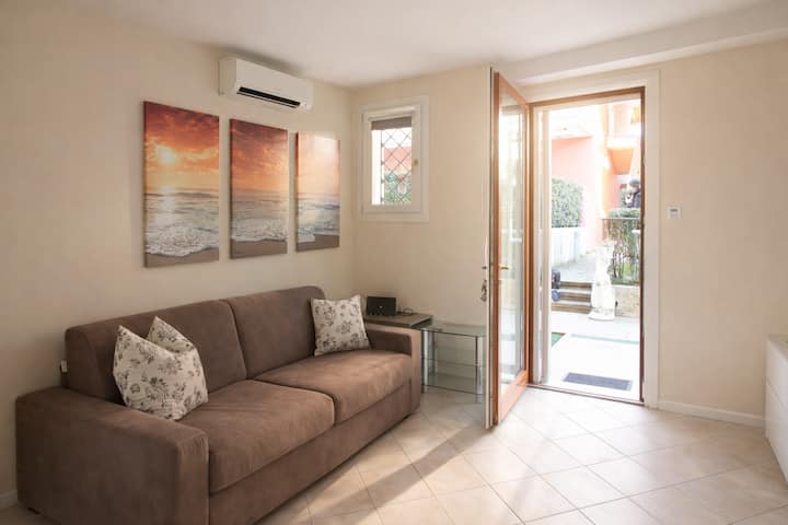 Appartement 2 Pièces, Jardin Privé, Piscine 5 Gens - Manerba del Garda