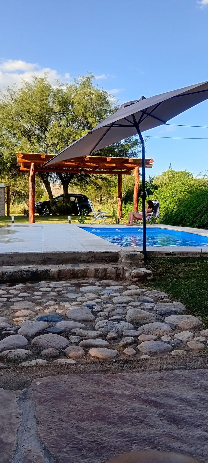 Los Dos Algarrobos
Las Tapias. Córdoba - Villa Dolores