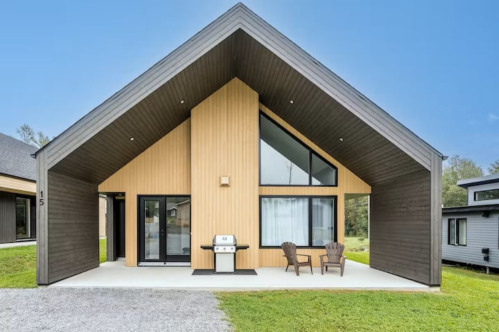 Chalet à L'entrée Des Pistes De Ski Et De Vélo - Charlevoix