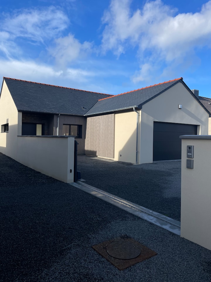 Maison Lumineuse Et Paisible Proche De La Mer - Dol-de-Bretagne