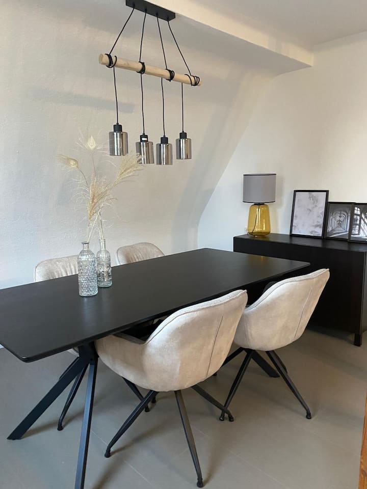 Moderne 4 Zimmer Wohnung In Wernau - Esslingen