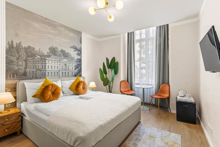Steps From U2 Schottentor | Close To City Centre - Viena