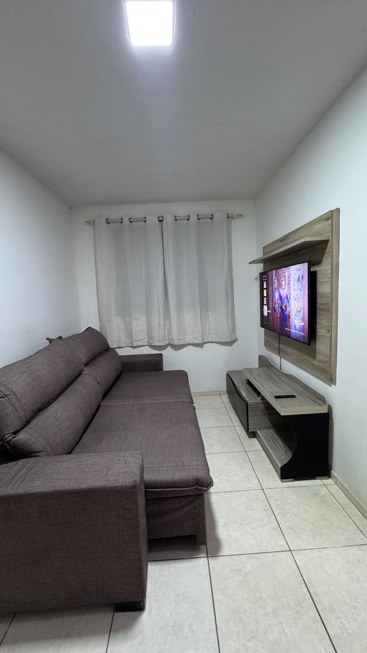 Apê Aconchegante Em Cuiabá, Próximo Do Shopping - Cuiabá