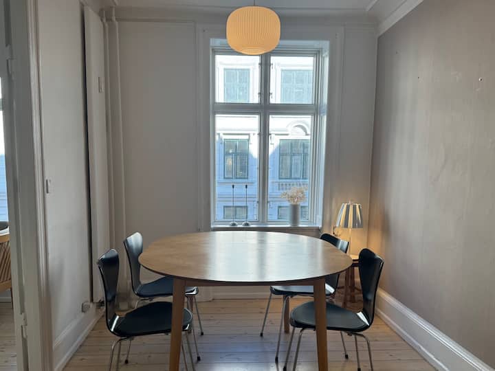 Hyggelig Og Central Lejlighed I Indre By - Copenhagen