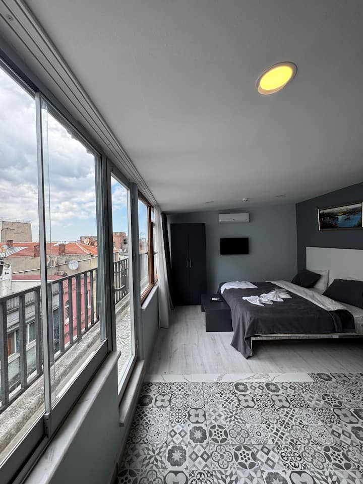 Central Taksim  Comfort  Apartmant 2 Person Room - 貝伊奧盧