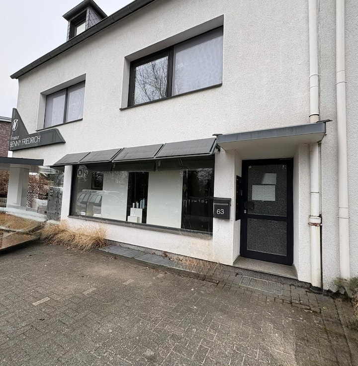 Moderne Wohnung Im Herzen Von Schlebusch - Cologne