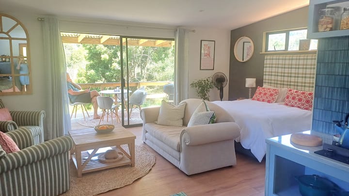 Riverfront Studio, Watermeadows Farm. - Rheenendal