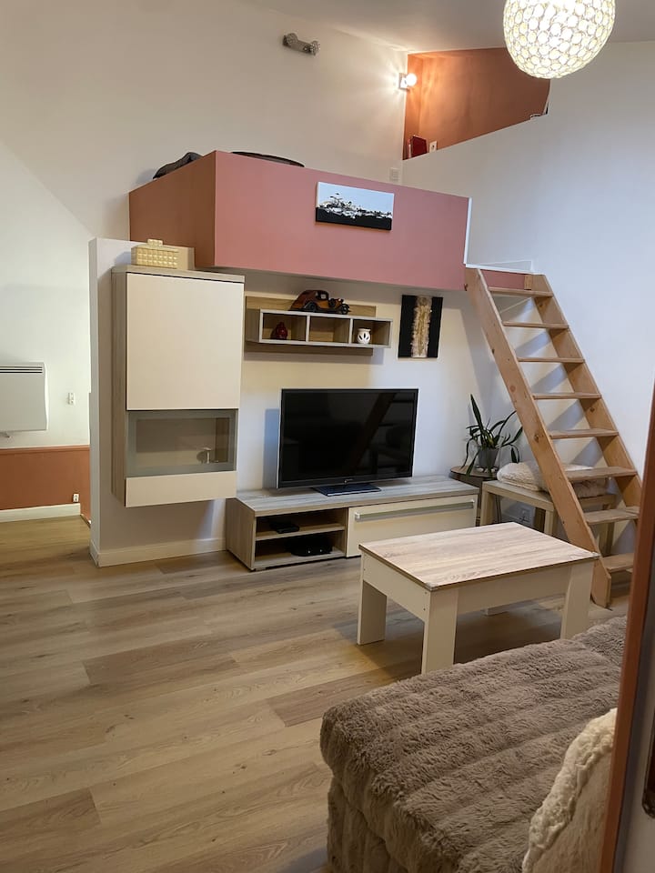 Un Appartement En Provence Avec Terrasse - Pourrières