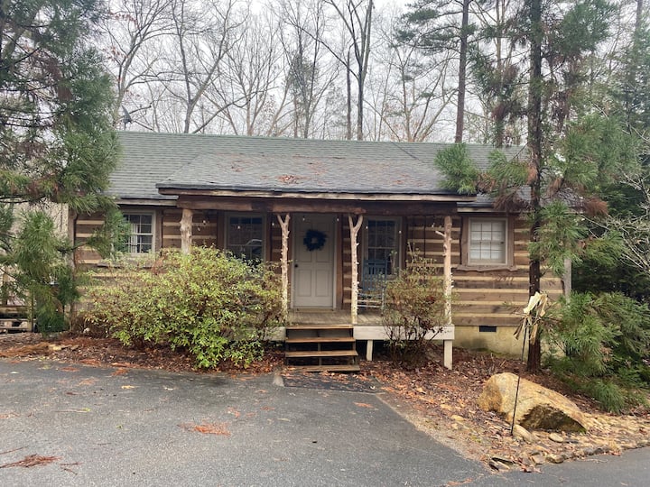 Legacy Cabin - Jones Lake, Dallas