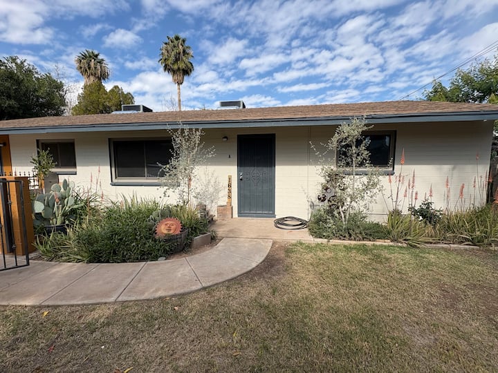 Tempe Home Near Asu - Tempe, AZ