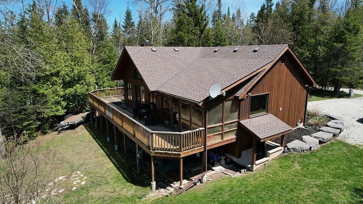 Georgian Bay Waterfront Cottage In Meaford - Owen Sound
