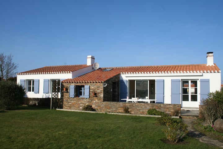 Havre De Paix Proche Du Port - Île d'Yeu