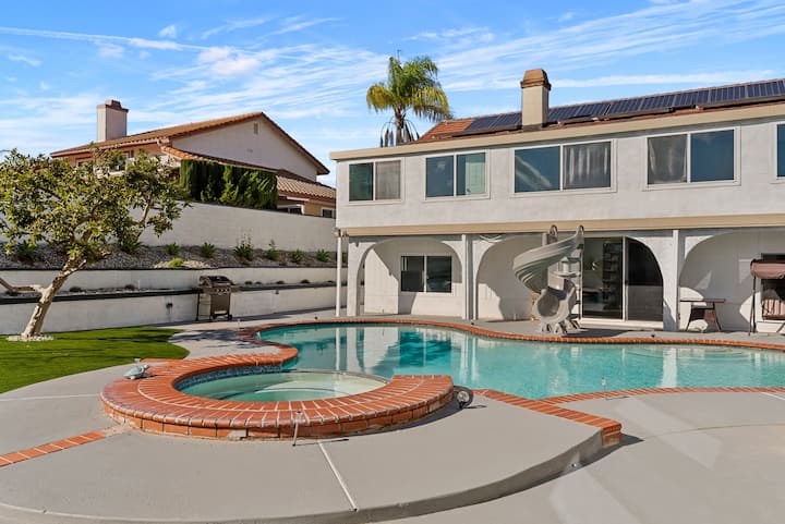 Relax & Unwind | Pool | Jacuzzi | Private Backyard - West Covina, CA