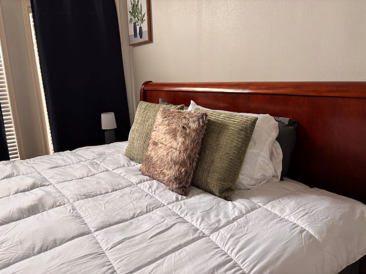 Cozy 3 Br Townhome In South Lc - Lake Charles, LA