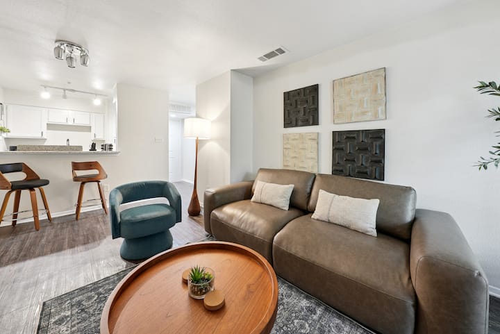 Downtown Loft - Hidden Gem - Pool No 207 - Dallas, TX