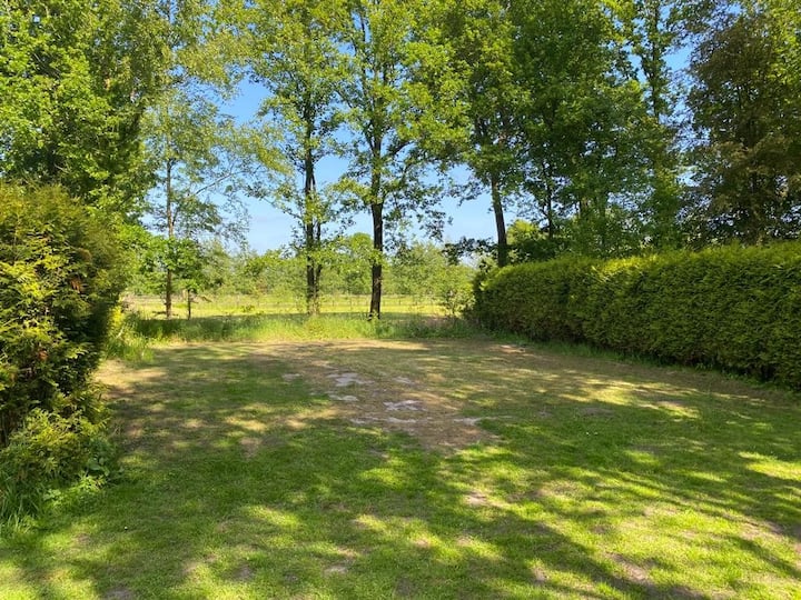 Kampeerplek Met Prachtig Uitzicht - Dokkum