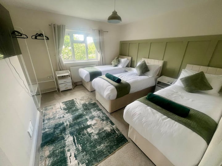 20%off, Securedriveparking Fastwifi, Sleeps 6 - Colchester