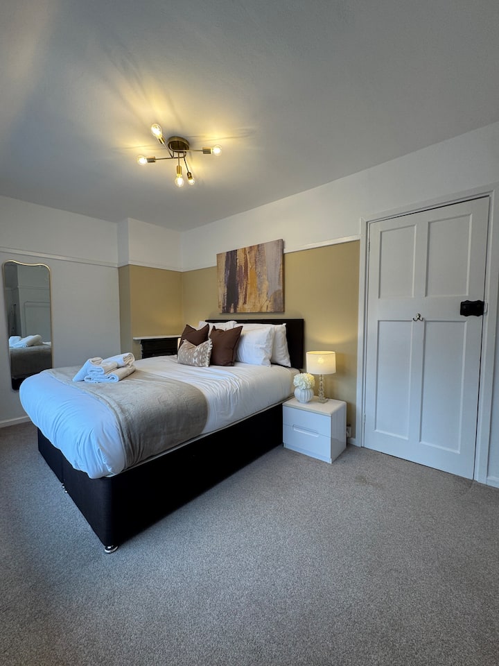 3-bed Countryside House | Long Stays - Aylesbury