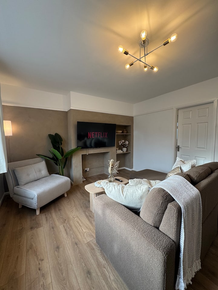 Stylish 3-bed Countryside House | Peace & Privacy - Buckinghamshire