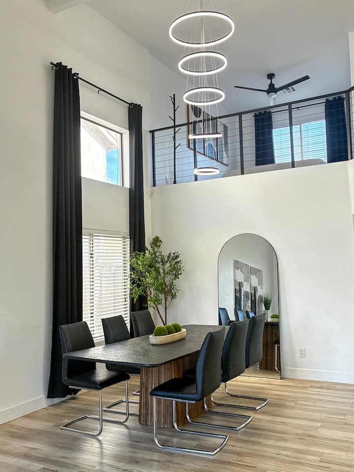 Modern Peoria Escape | King Suite +Stylish Comfort - Peoria, AZ