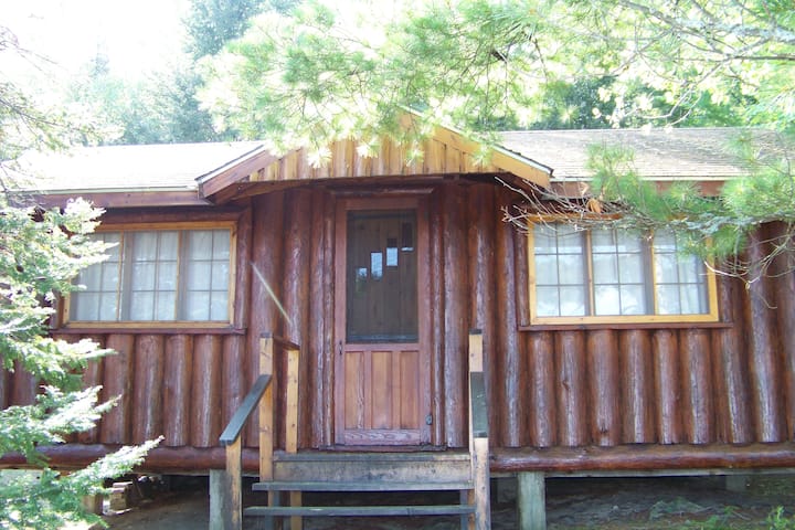 Burntside Lake Cabin Complex - Ely, MN