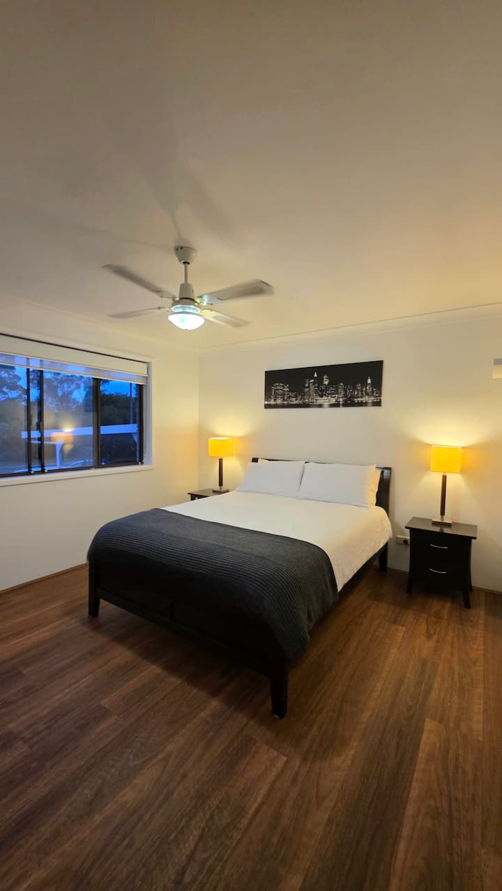 Spacious & Sun-filled Highlands Retreat - Moss Vale