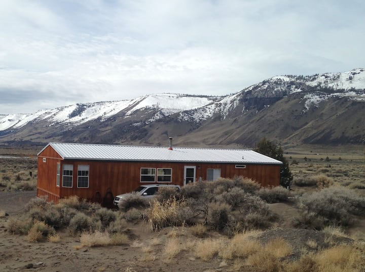 Summer Lake Retreat - Summer Lake, OR