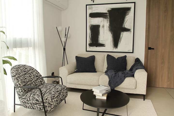 Moderno•elegante Apartamento En Lomas Del Guijarro - 