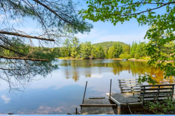 New Listing - Cozy Private Lakefront Retreat - Shawinigan