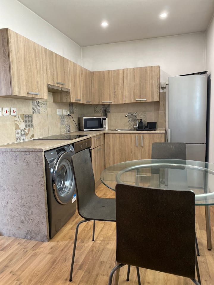 Modern 1br With Private Outdoor Sitting Area - Nicosia
