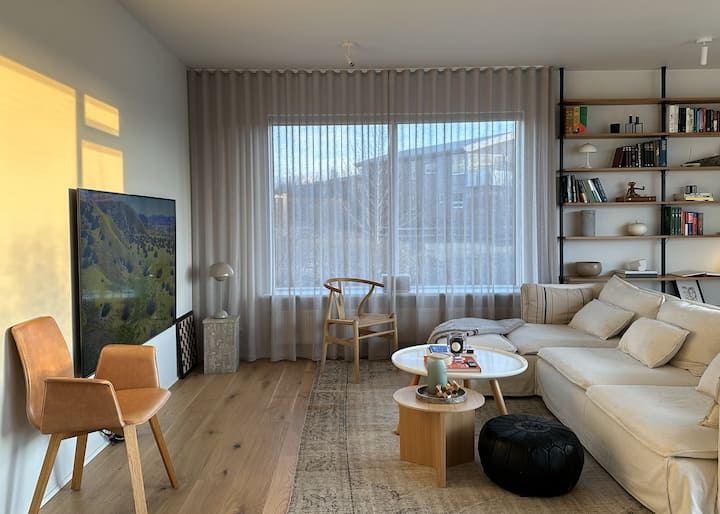 Peaceful City View Apartment - Islande