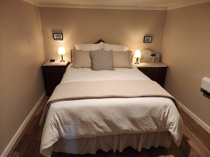 One Bedroom Suite In Finished Basement - Tulare, CA