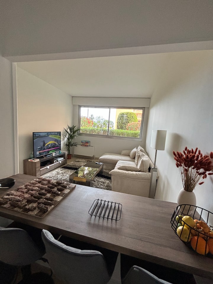 Appartement 2 Pièce Situé Au Centre De Monaco - Monaco