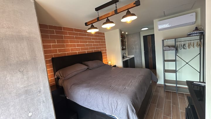 Industrial Studio In Barrio Antiguo | City Views - Monterrey