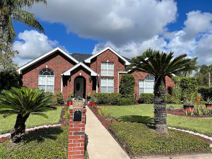 Cactus Flower House - Harlingen, TX