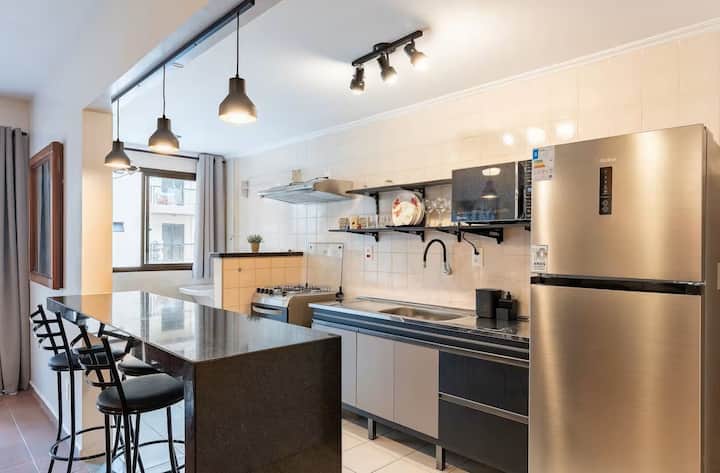 70m Da Praia Grande | 2q C/ Garagem - Ubatuba