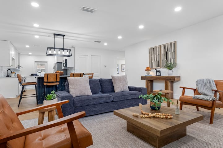 The Stylish Nest - Tampa, FL