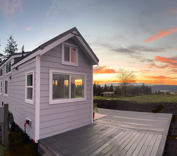 Wild Bird Cottage - Freeland, WA