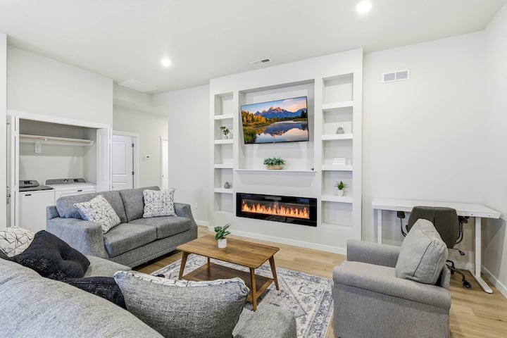 Emerald Haven 3br Retreat Work-ready + Relaxation - Hat Rock State Park, Hermiston