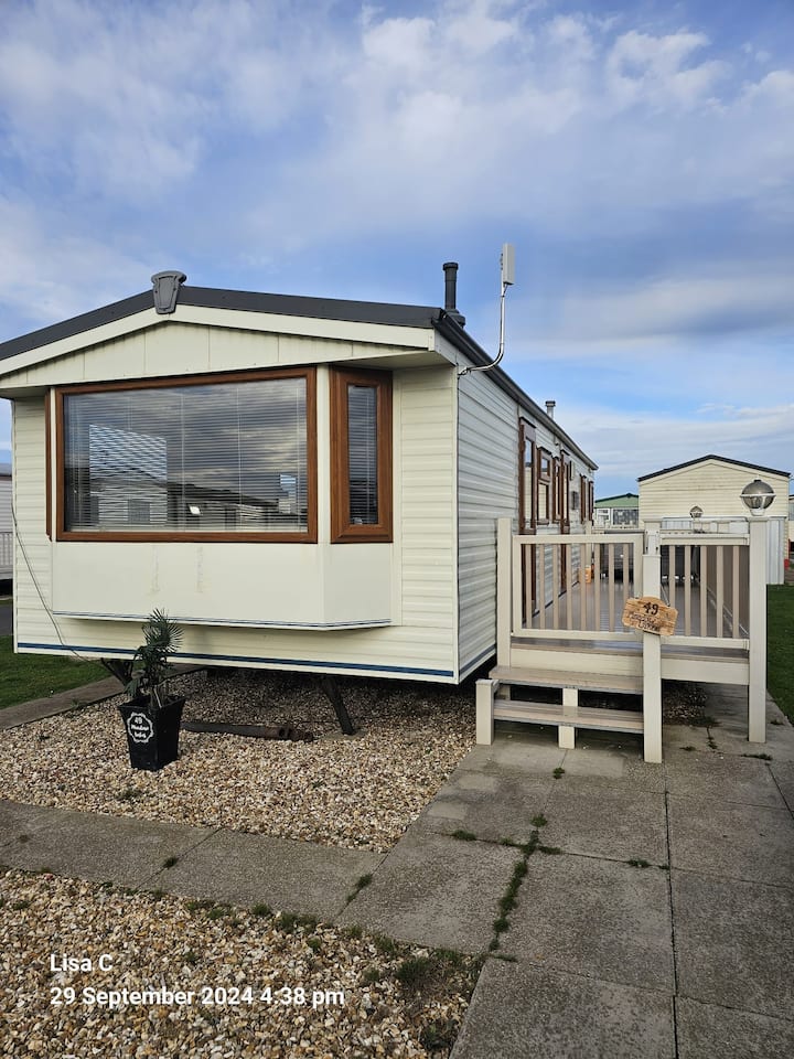 3 Bedroom, 8 Berth Caravan - Chapel Saint Leonards