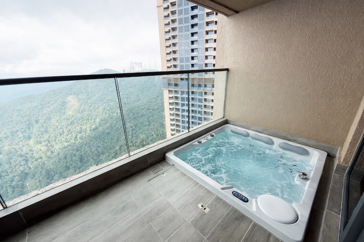 3br Escape W/ Jacuzzi, Steps To Sky Avenue Mall - Genting Highlands