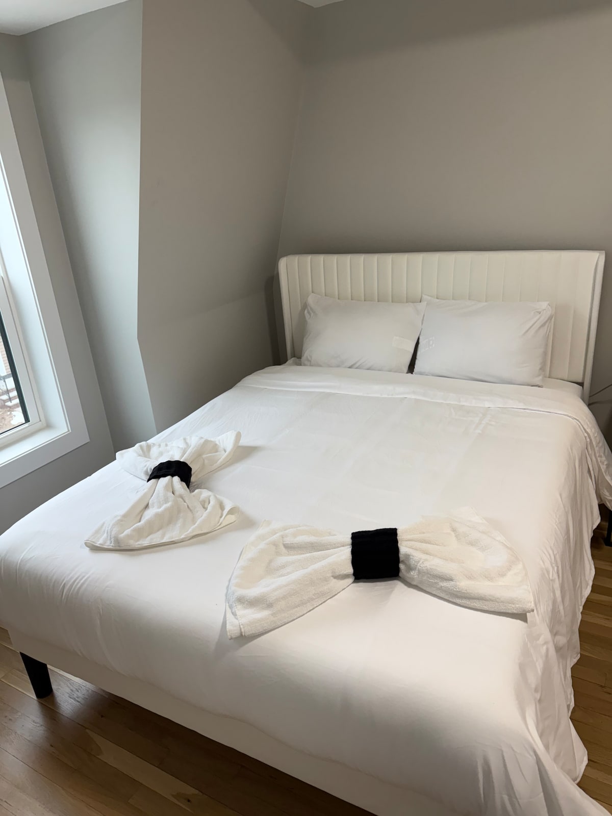 La Oasis: BOS Newly Built Luxury SFH w 5 BR/3 BA - Houses for Rent in ...