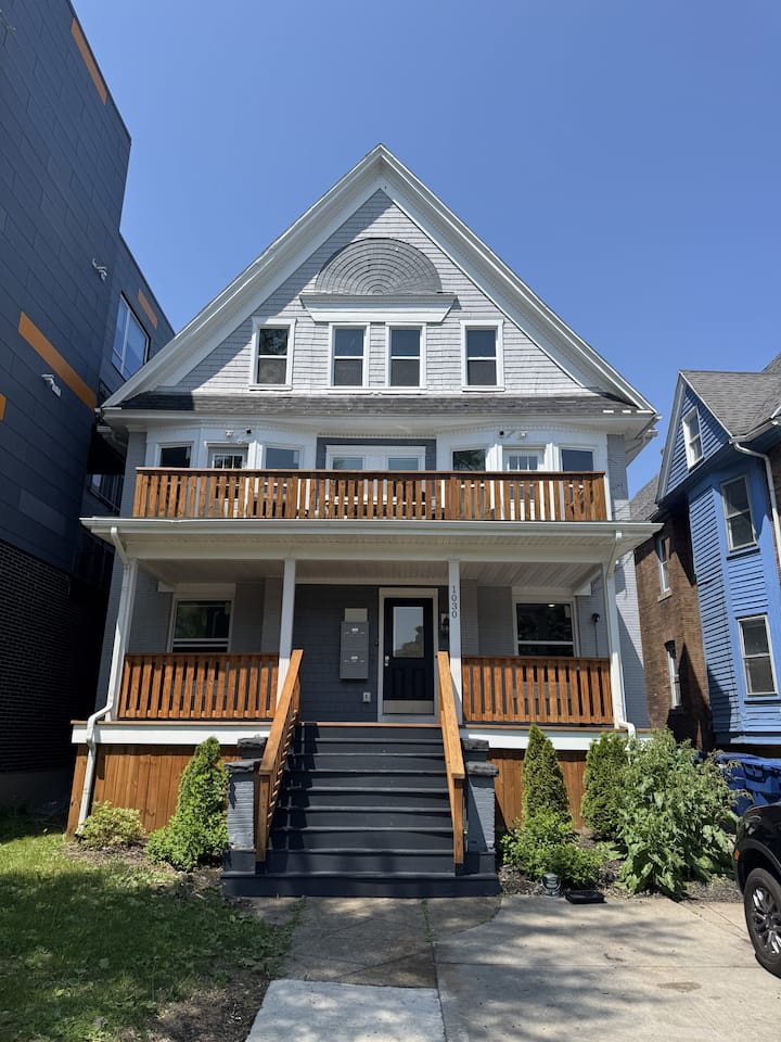Modern Luxury In The Heart Of Elmwood Village! - Buffalo, NY
