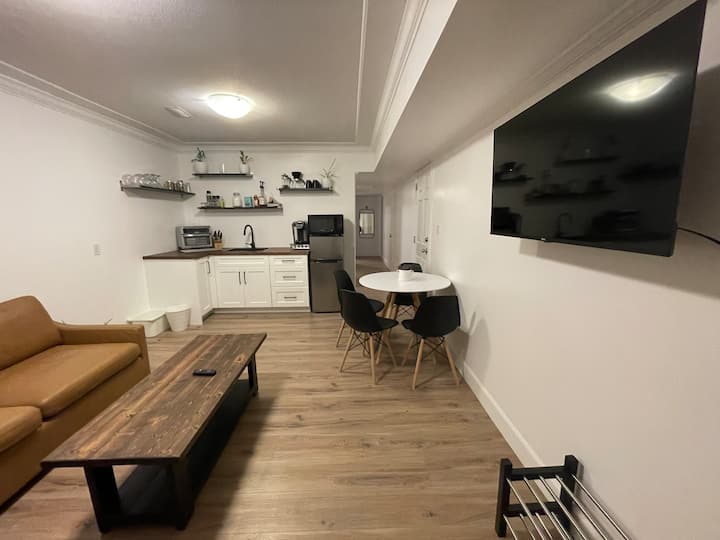 Newly Renovated Basement Suite - Abbotsford