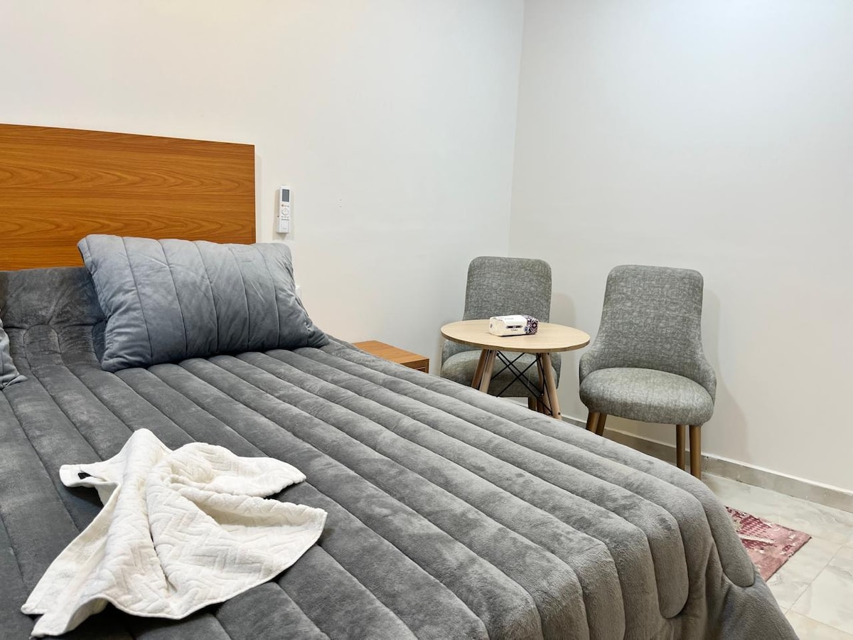 Old House Pyramids View - Bed and breakfasts for Rent in Nazlat as ...