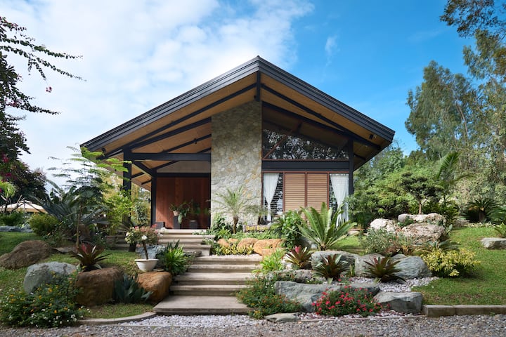 Spacious 4br House In Pampanga | Sleeps Up To 20 - Candaba