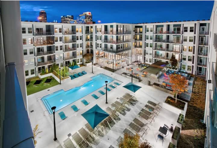 Cozy Destination: Stylish Midtown Suite - Atlanta, GA