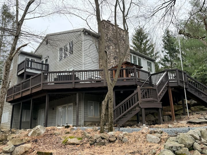 Lake/golf/ski Resort Estate| Sleeps 18+|spa+games - Arrowhead Lake, PA